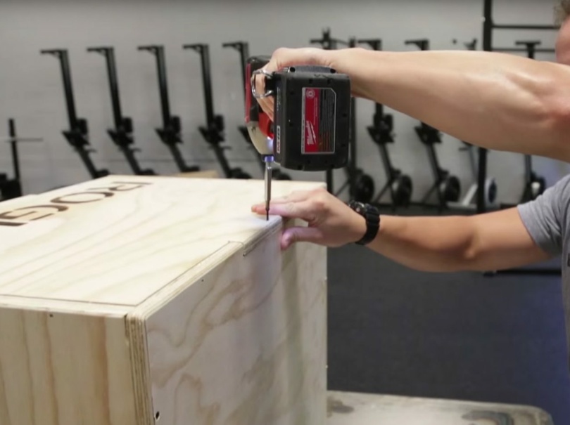 How To: Assemble a Flat Pack Games Box | Rogue Fitness