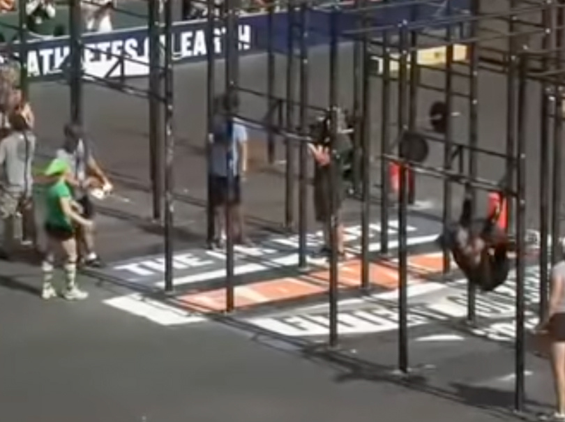2010 CrossFit Games – Women’s Final Event | Rogue Fitness