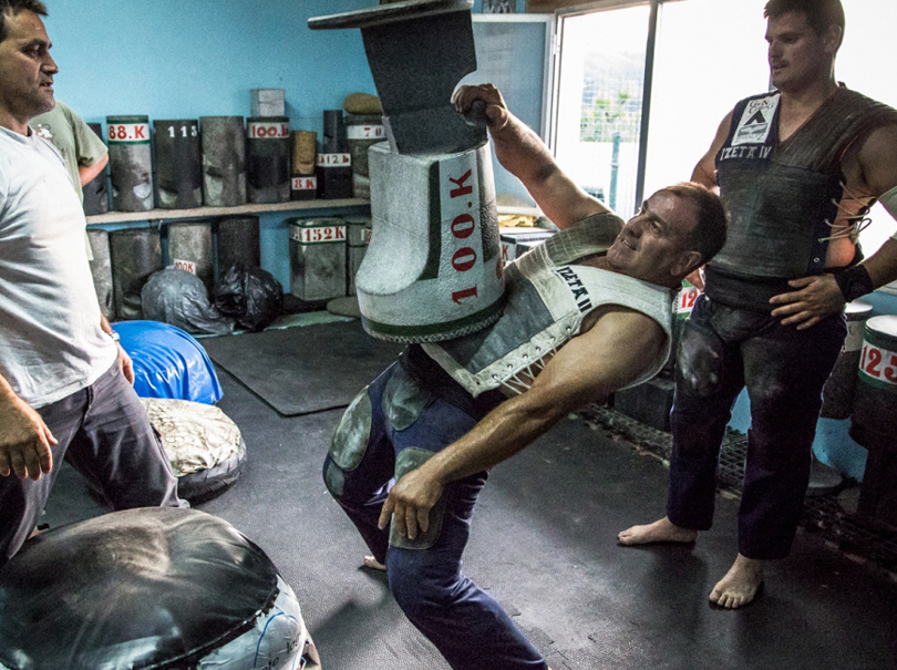 The Basque Strongmen Gallery | Rogue Fitness