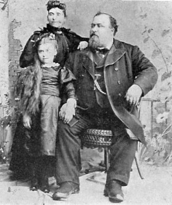 Cyr family portrait | Rogue Fitness